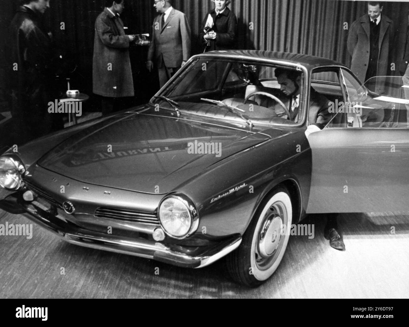 Hino motor hi-res stock photography and images - Alamy