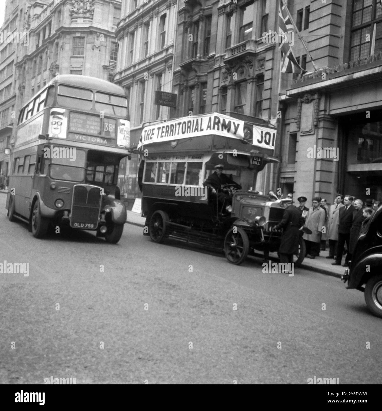 1963 bus hi-res stock photography and images - Alamy