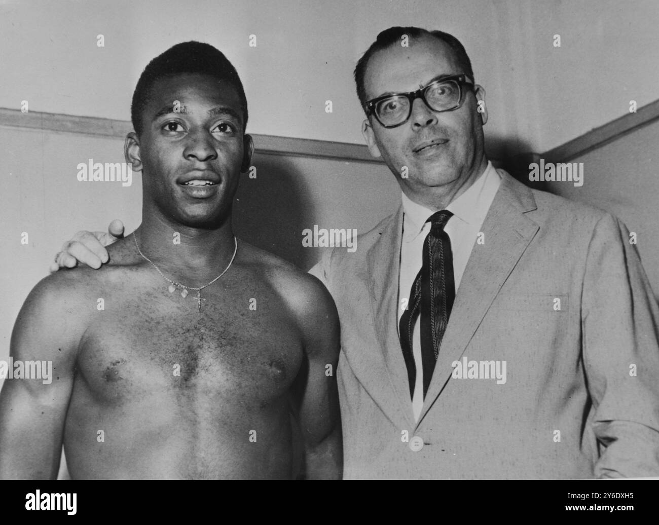 February 27 1963 Black and White Stock Photos & Images - Alamy