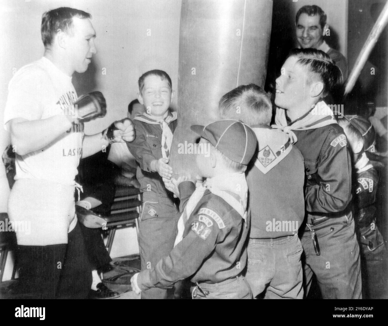 Gene fullmer boxer hi-res stock photography and images - Alamy