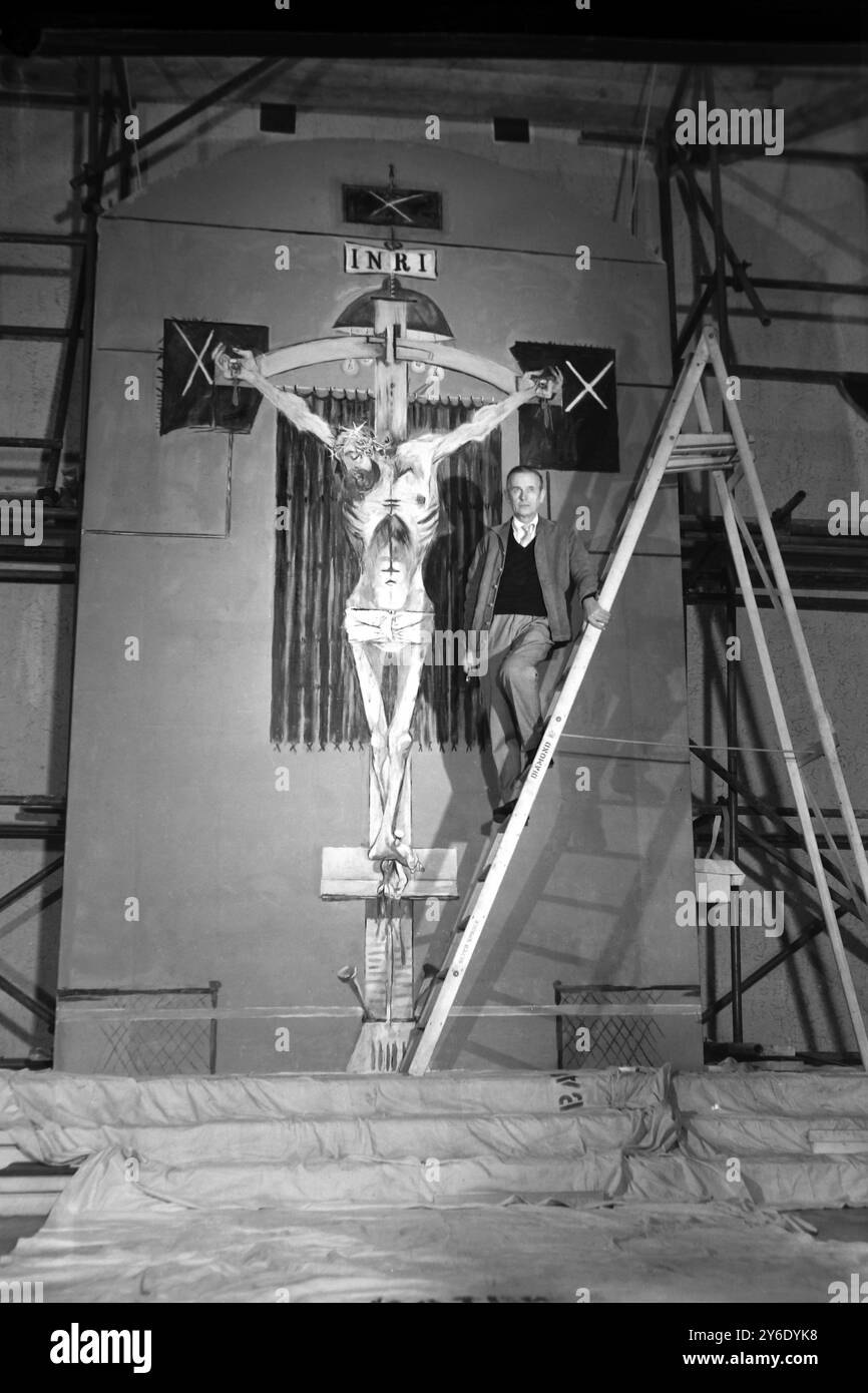 15 FEBRUARY 1963 GRAHAM SUTHERLAND COMPLETES HIS PAINTING - THE ...