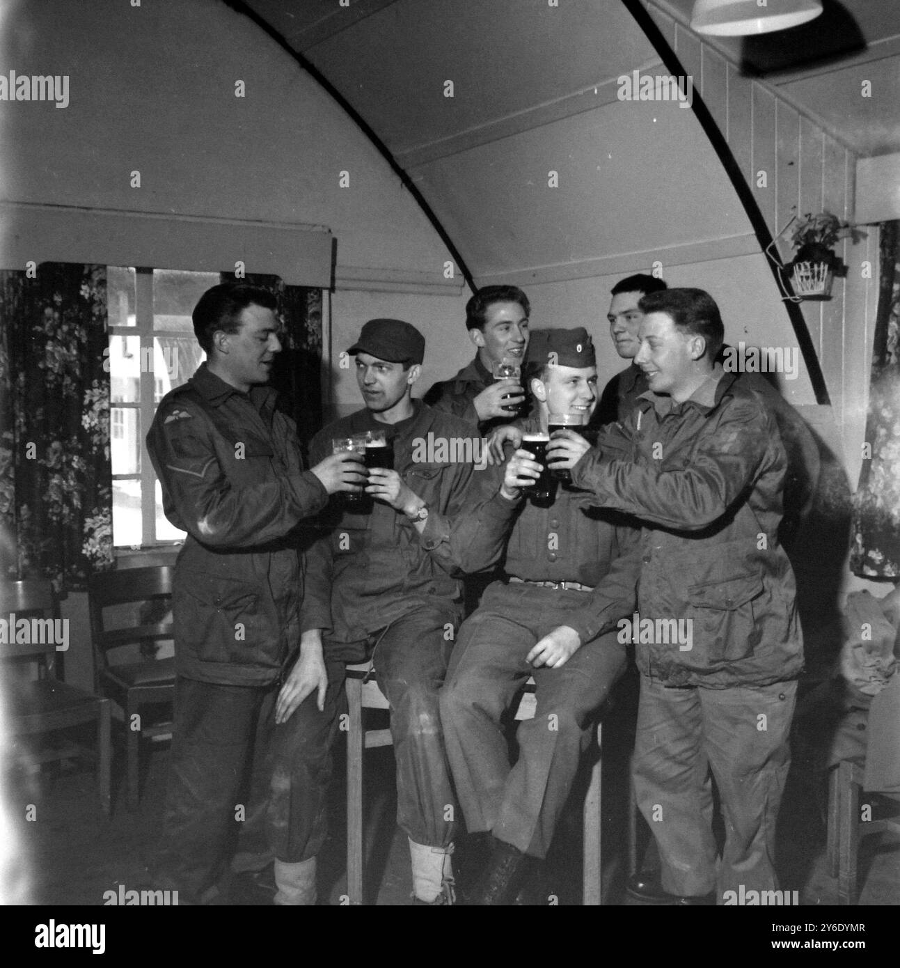 ARMY DANISH TROOPS ON EXCHANGE VISIT FOR EXERCISES ENGLAND - NAFFI CLUB ...