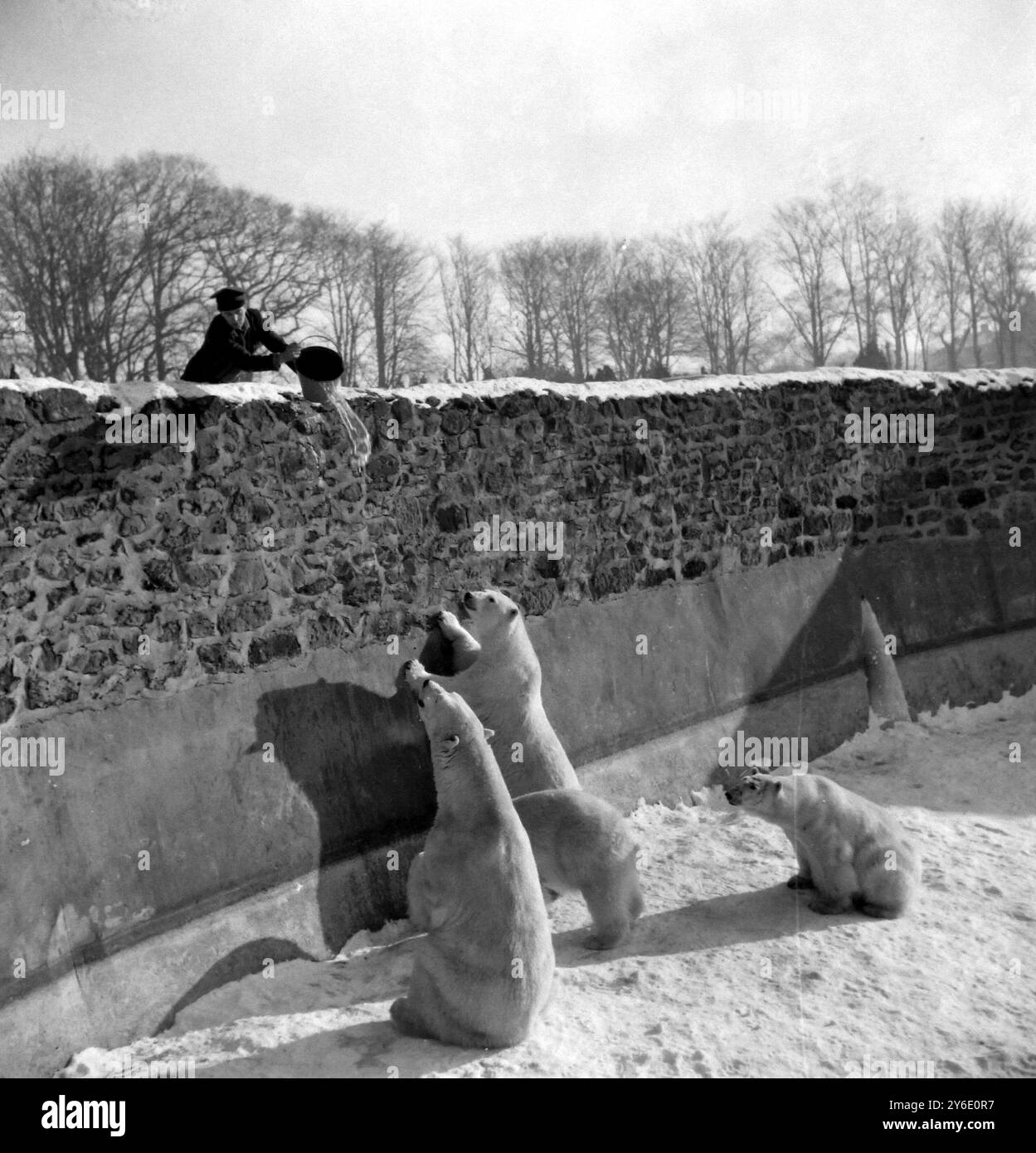 5 february 1963 Black and White Stock Photos & Images - Alamy