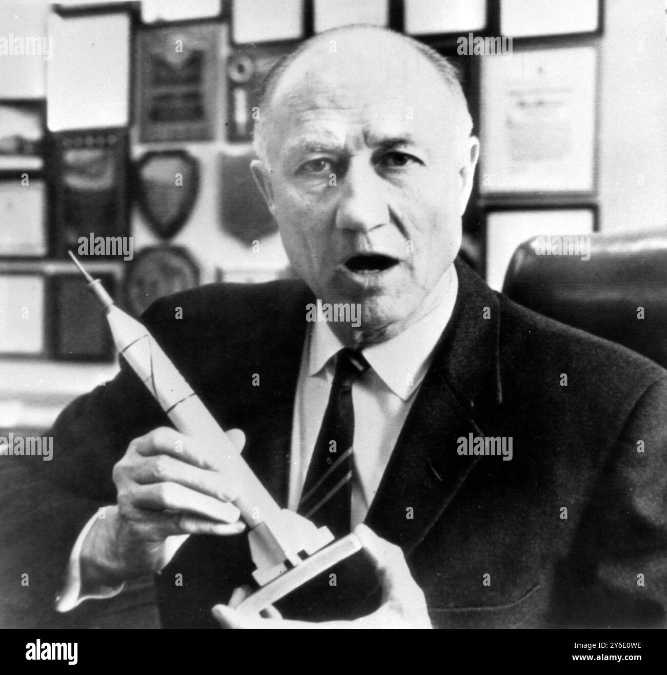 GUIDED MISSILE AND ROCKETS MODEL OF JUPITER - SENATOR STROM THURMOND IN ...