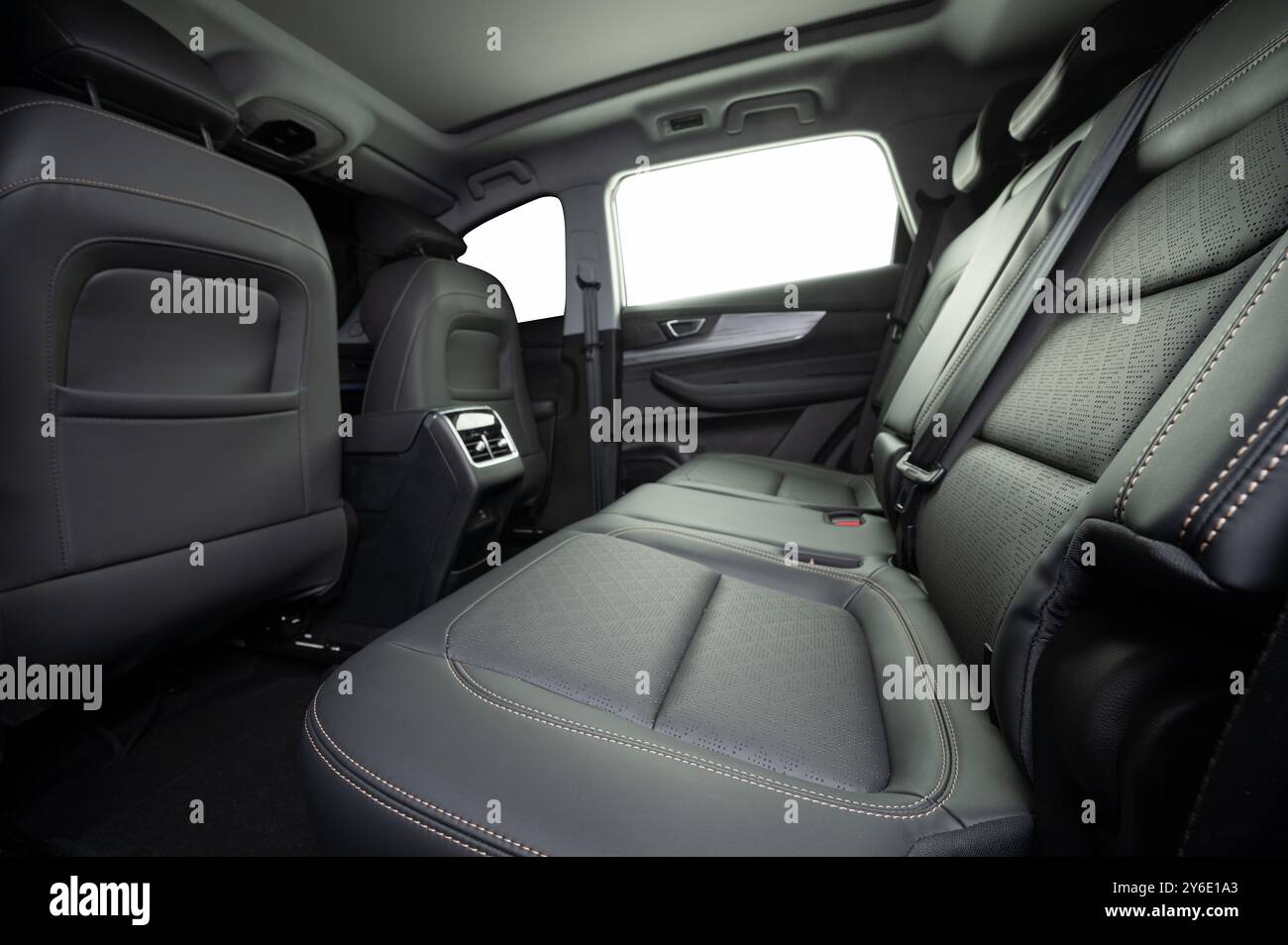 Van rear windows hi-res stock photography and images - Alamy