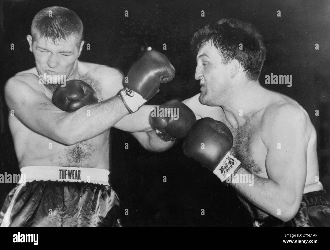 TOM MCNEELEY IN BOXING FIGHT WITH BRIAN LONDON IN LONDON / ; 30 JANUARY ...