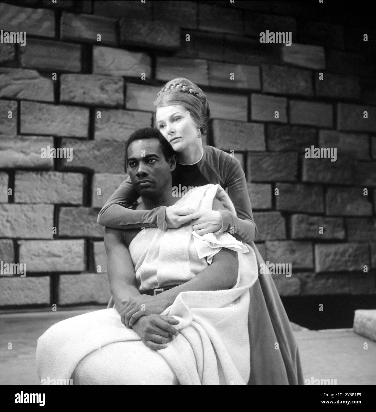 28 JANUARY 1963 ERROL JOHN AND ADRIENNE CORRI DURING REHEARSALS OF ...