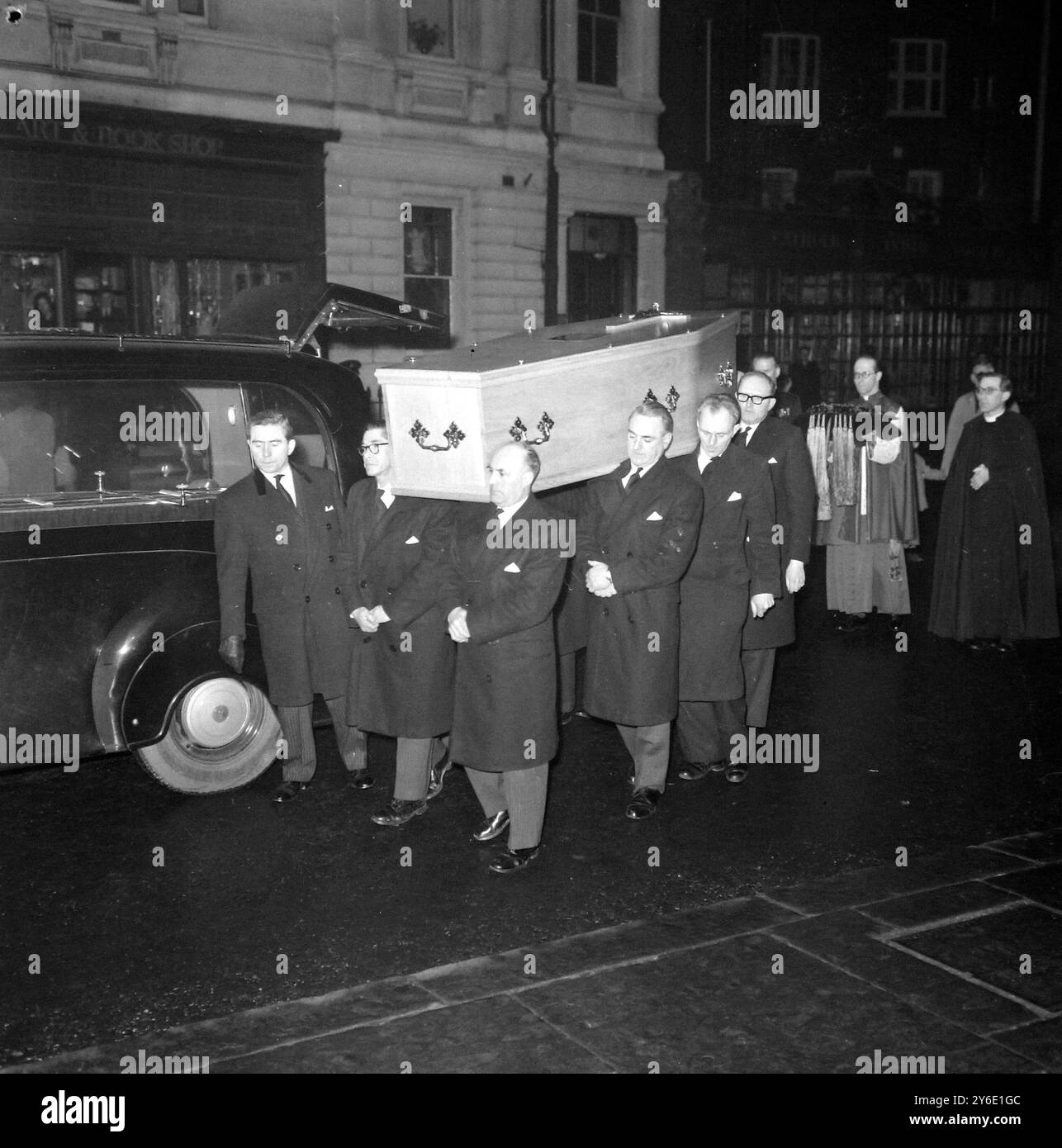 THE COFFIN WITH BODY OF CARDINAL WILLIAM GODFREY CARRIED TO WESTMINSTER ...