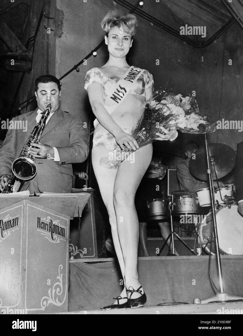 Monique white hi-res stock photography and images - Alamy