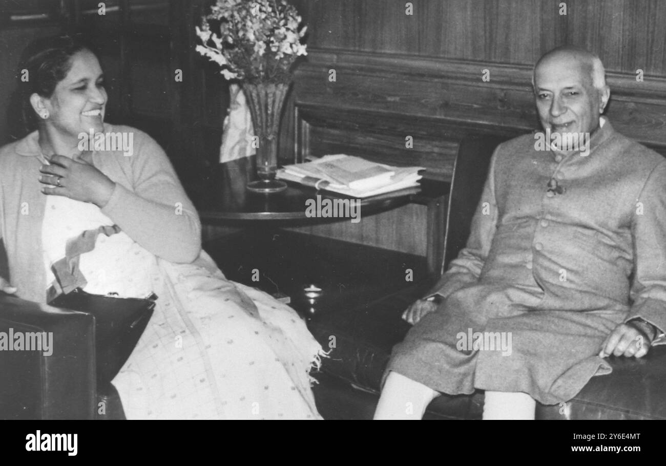 PRIME MINISTER OF CEYLON SIRIMAVO BANDARANAIKE WITH INDIAN PREMIER ...