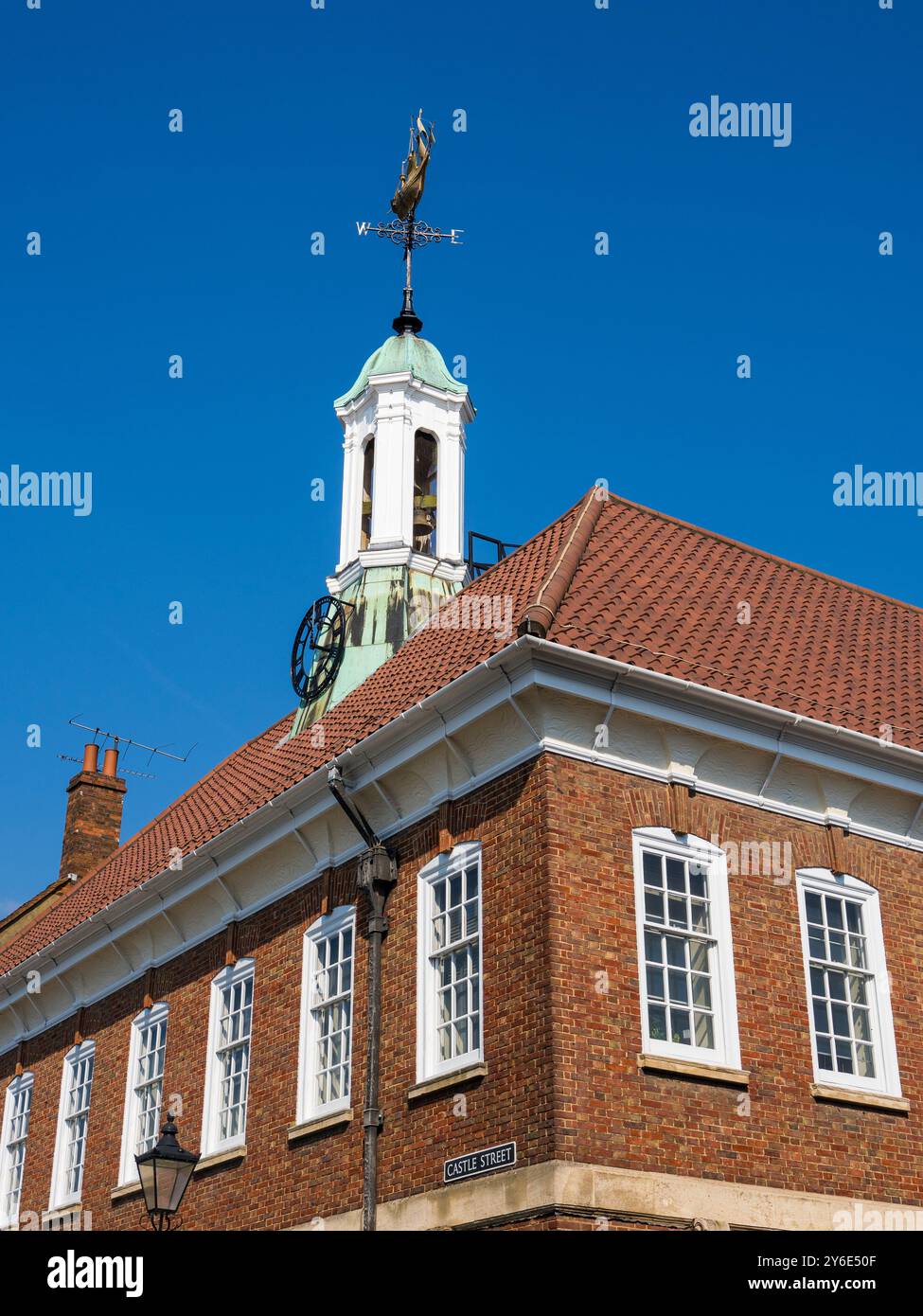 Town Hall Buildings Farnham, The Town Hall Exchange Building, Farnham ...