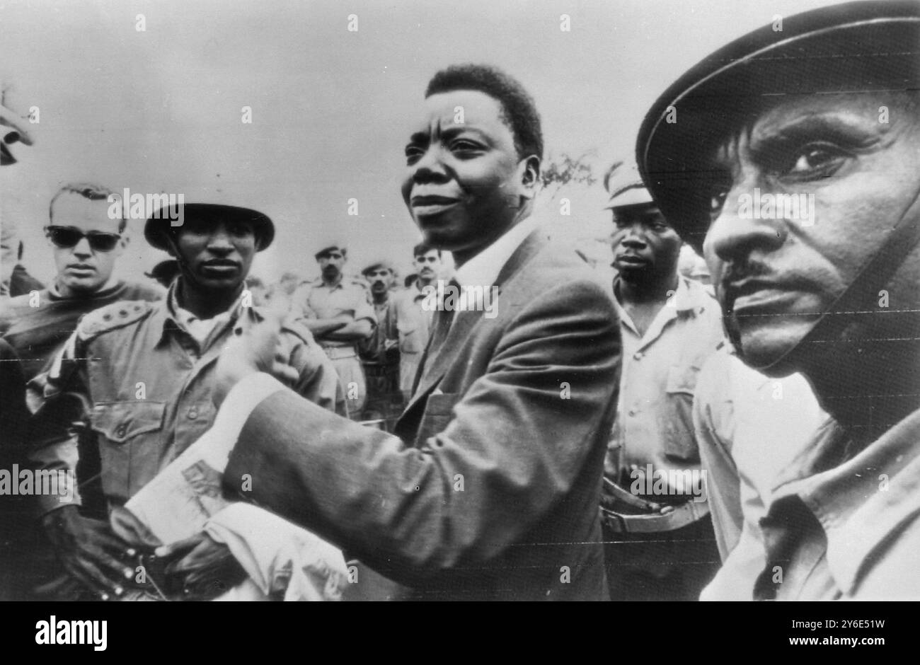 PRESIDENT MOISE TSHOMBE WITH KATANGESE SOLDIERS / ; 11 JANUARY 1963 ...