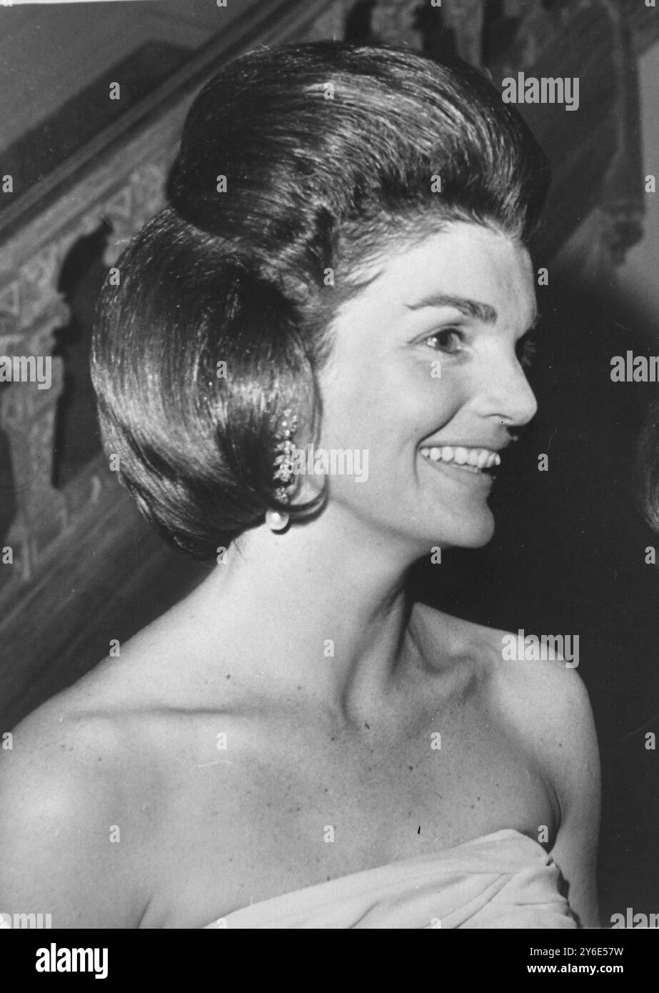 JACQUELINE JACKIE KENNEDY NEW HAIRSTYLE / ; 10 JANUARY 1963 Stock Photo ...