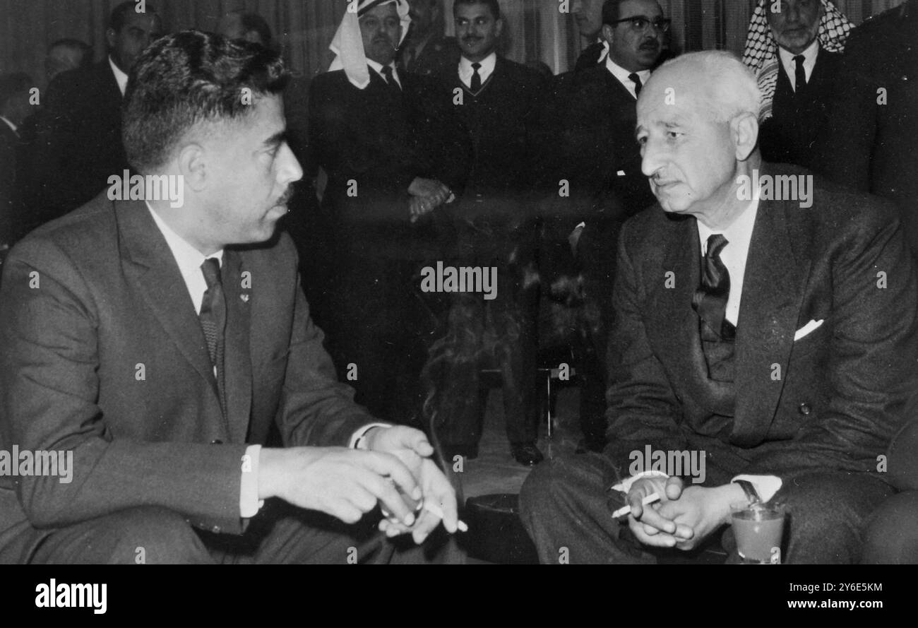 How tell picture Black and White Stock Photos & Images - Alamy