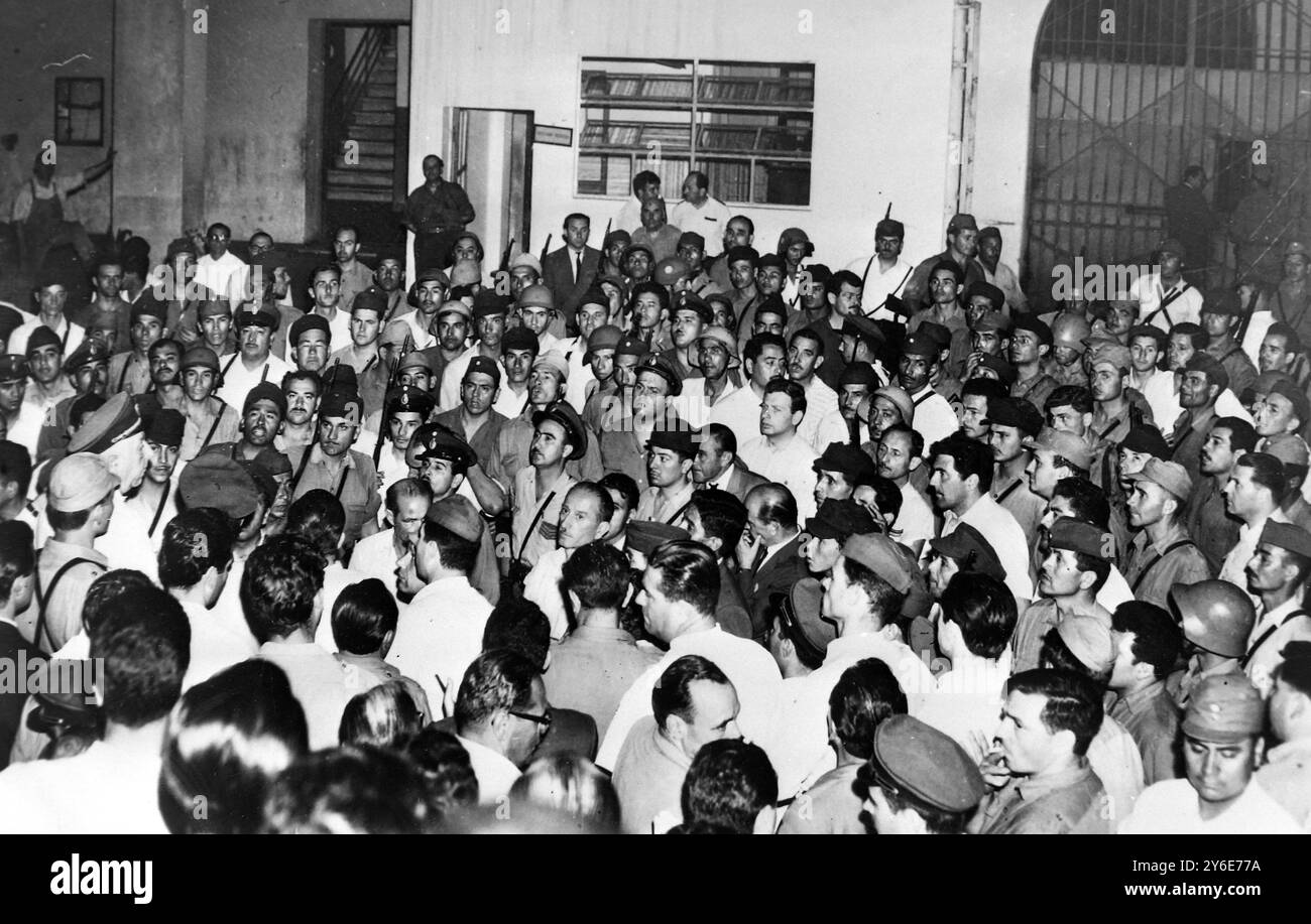 PRISON RIOTS & ATTEMPTED BREAKOUT AT PRISON IN BUENOS AIRES ; 22 ...