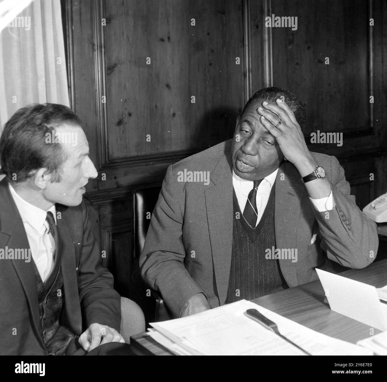 SPECIAL YORKSHIRE POST L CONSTANTINE TALKING FREELY EXHIBITION ; 21 ...