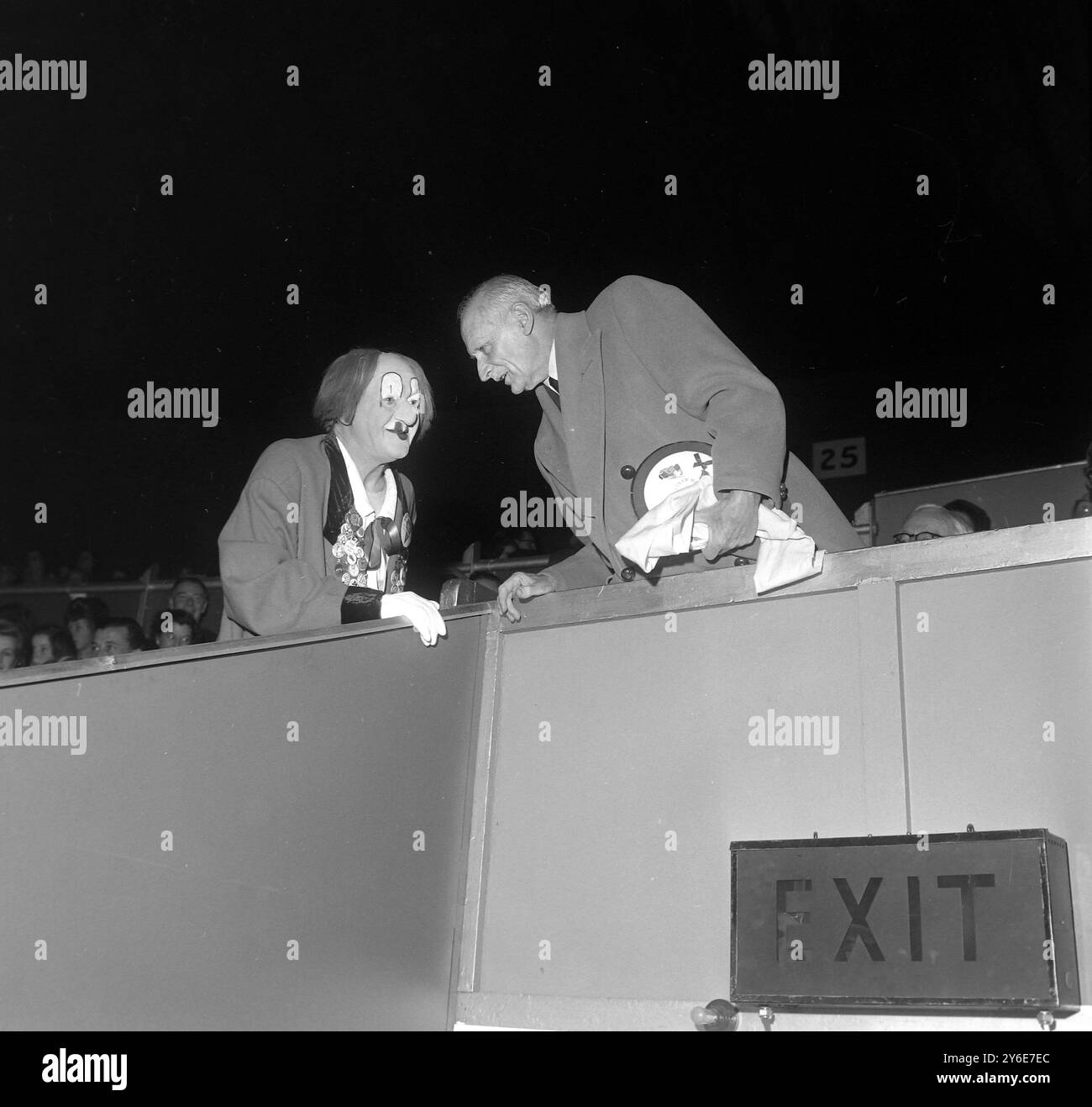 Lord montgomery Black and White Stock Photos & Images - Alamy