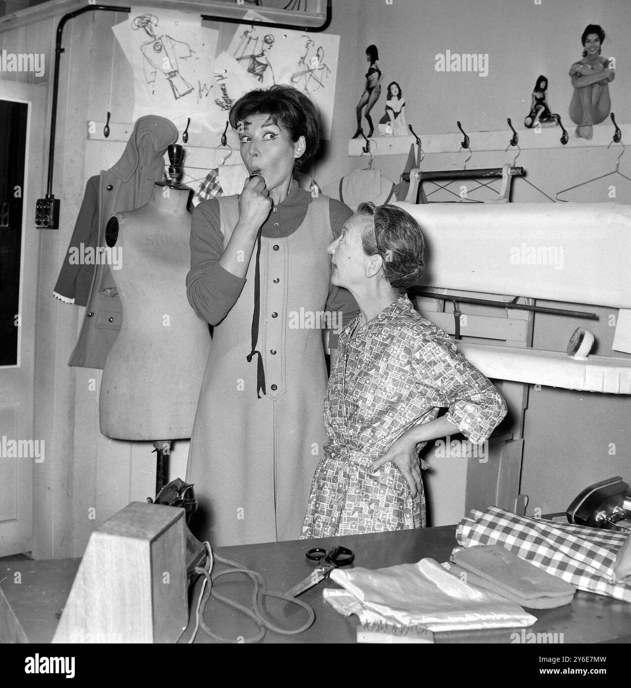 Miriam karlin hi-res stock photography and images - Alamy