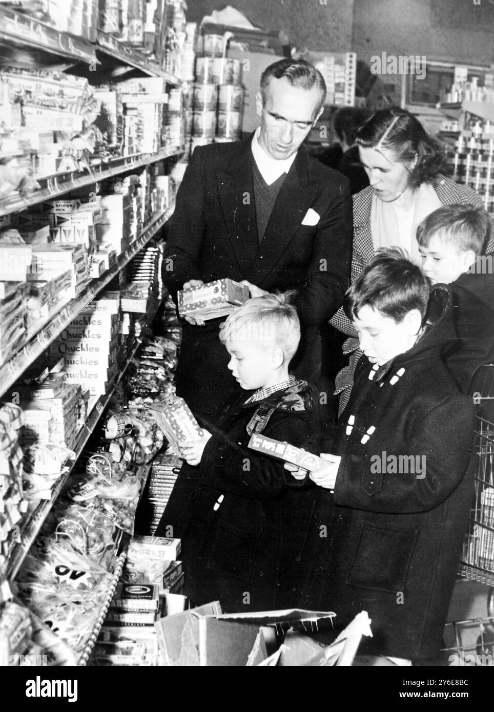 Black eye in 15 Black and White Stock Photos & Images - Alamy