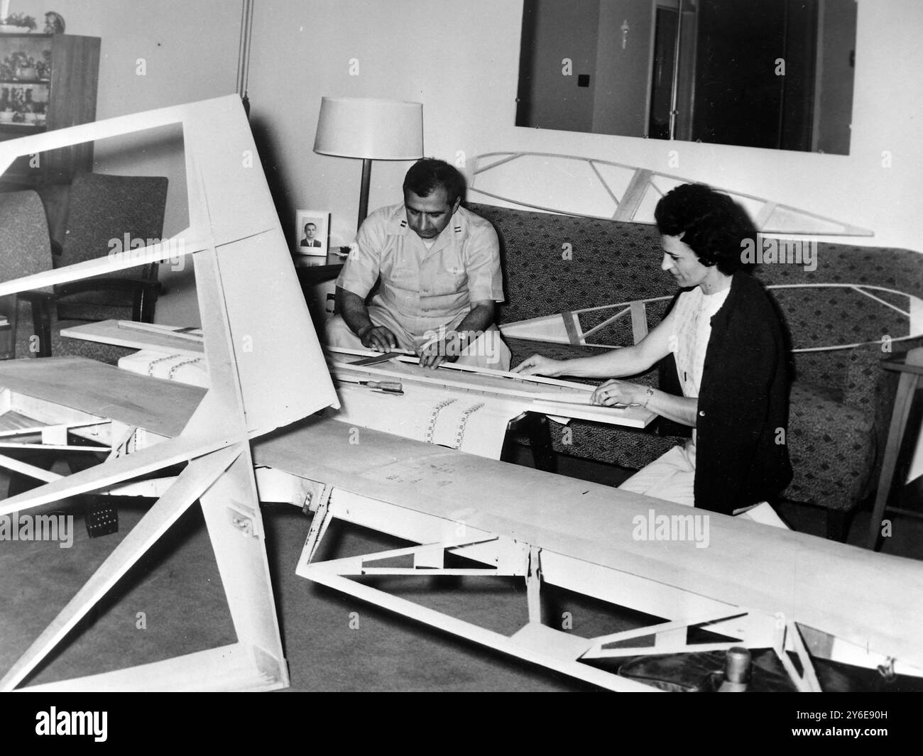 CAPTAIN MONTELEONE D11 WIFE LIVING ROOM / ; 12 DECEMBER 1962 Stock ...