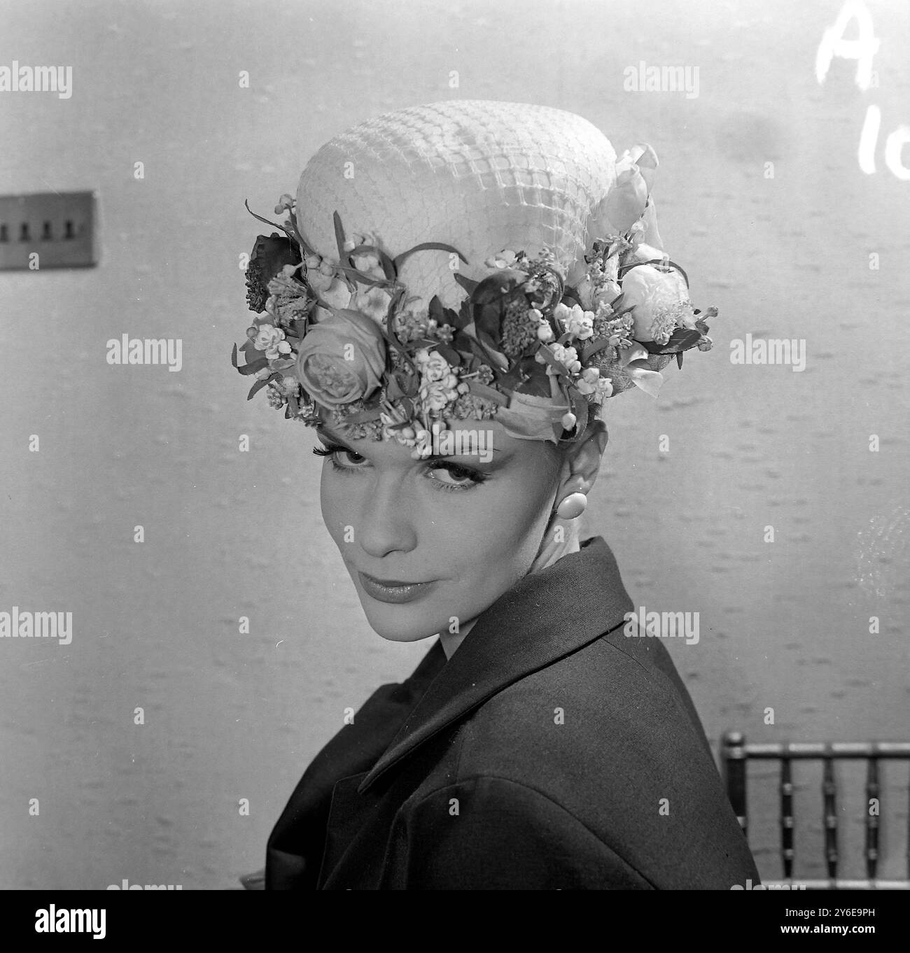 MESSITER JILLY MODELS CHRISTIAN DIOR HAT COLLECTION FASHION / ; 6 ...