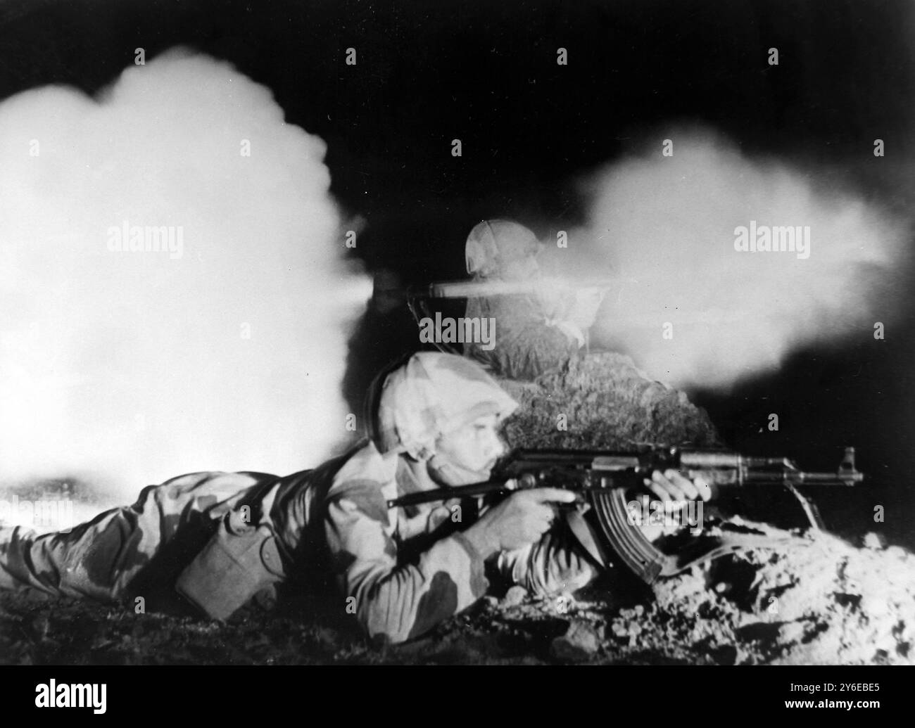 ARMY UAR SOLDIER IN CAMAFLAGED GARB IN BATTLE SAADA, YAMAN ; 24 ...