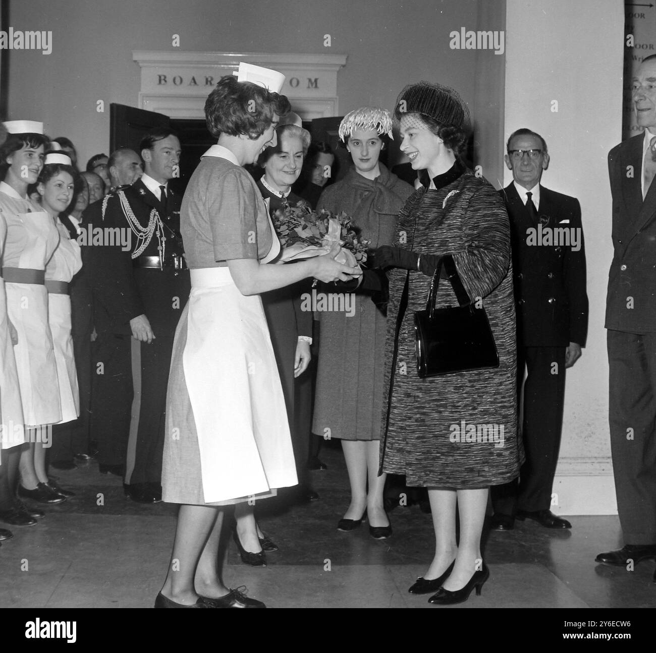 Royalty queen elizabeth ii 1962 hi-res stock photography and images - Alamy