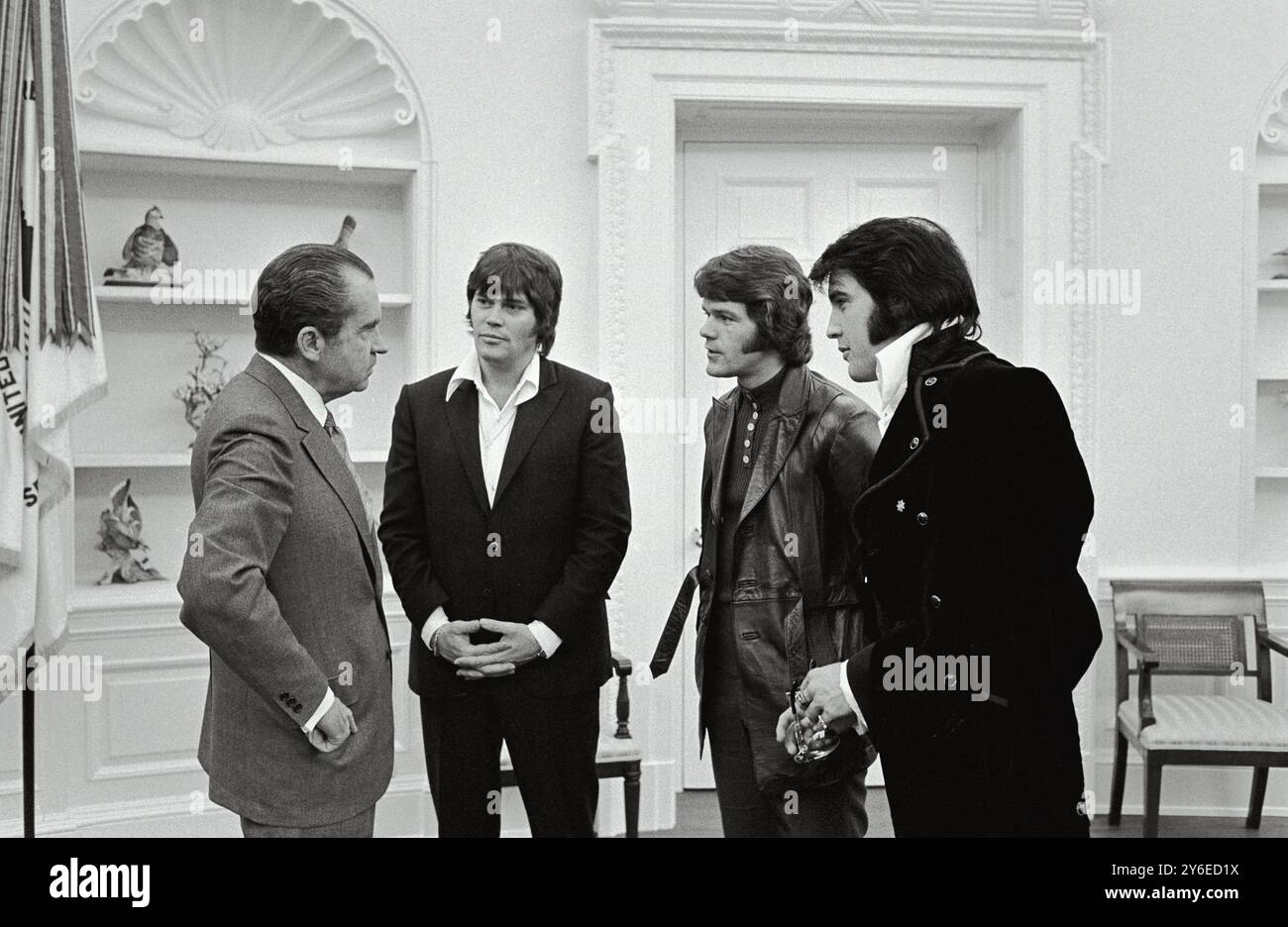 1970 elvis presley hi-res stock photography and images - Alamy