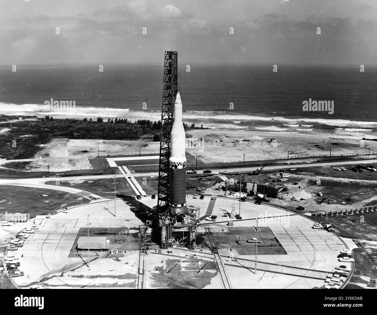 GUIDED MISSILE AND ROCKETS SATURN C1 SPACE VEHICLE ; 12 NOVEMBER 1962 ...