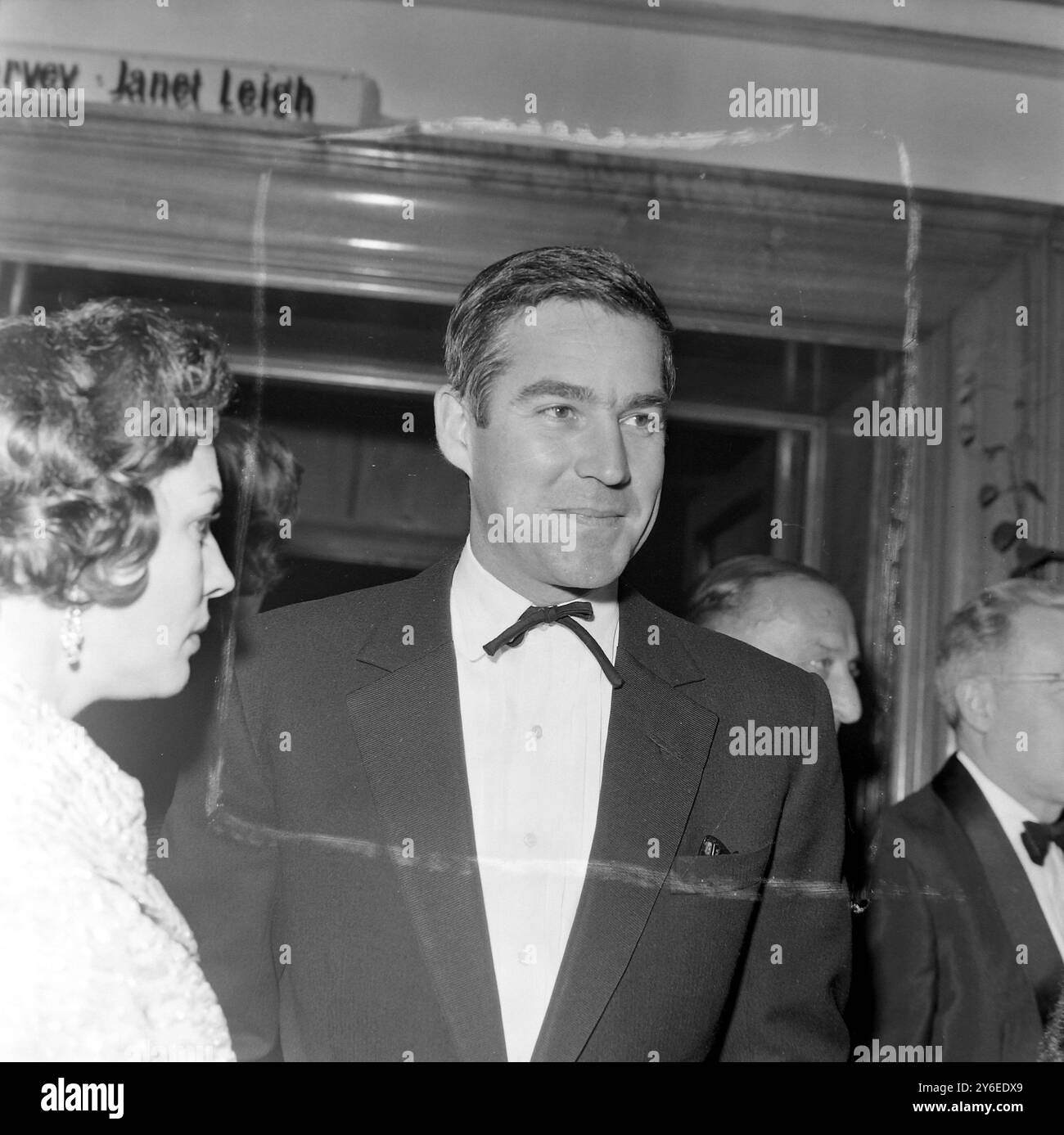 MICHAEL CRAIG ACTOR AT FILM PREMIERE THE MANCHURIAN CANDIDATE / ; 9 ...