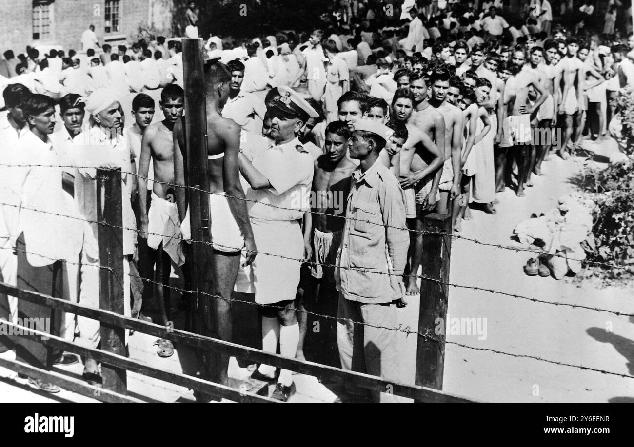 1962 war china Black and White Stock Photos & Images - Alamy