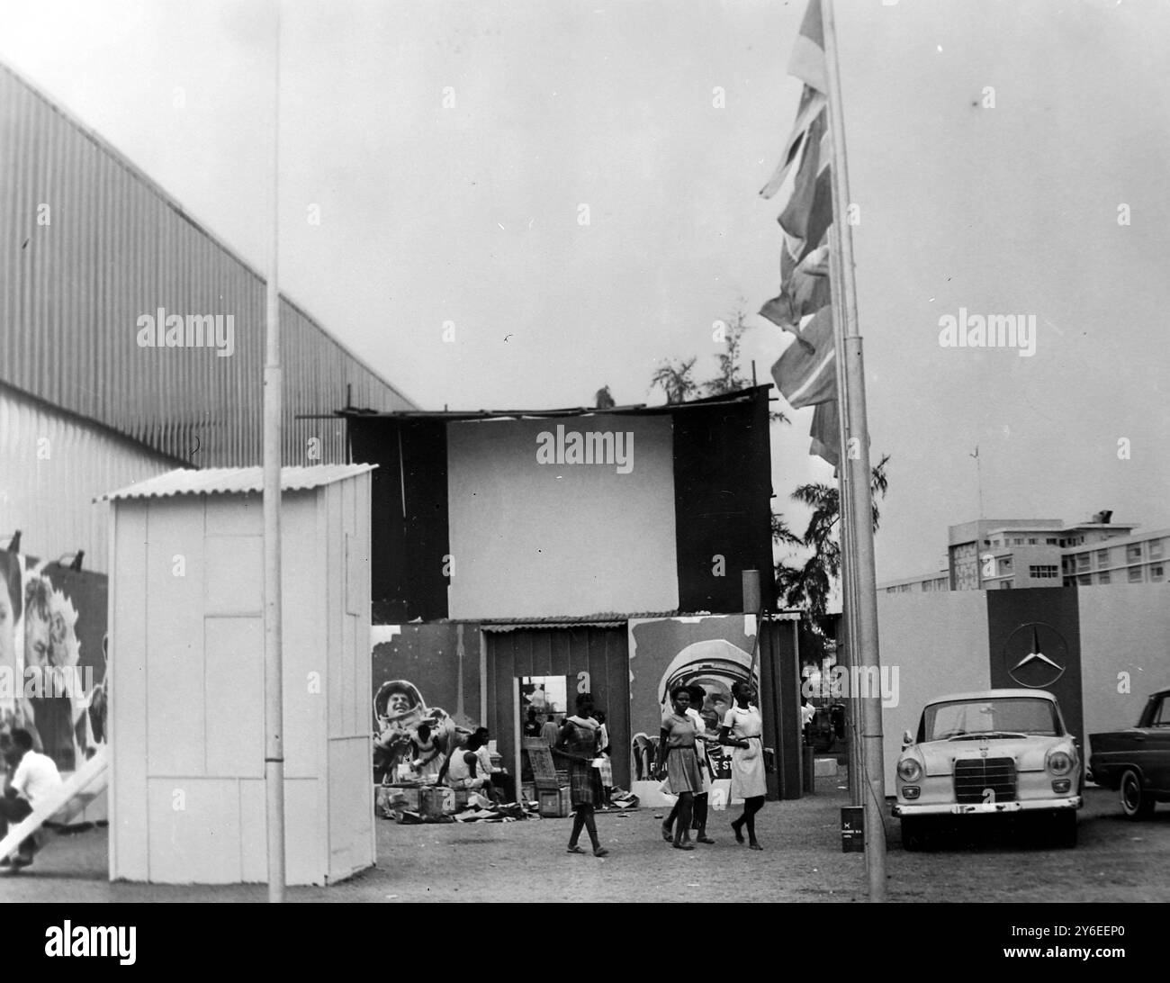 FAIRS TRADE FAIR AT LAGOS, NIGERIA ; 5 NOVEMBER 1962 Stock Photo - Alamy