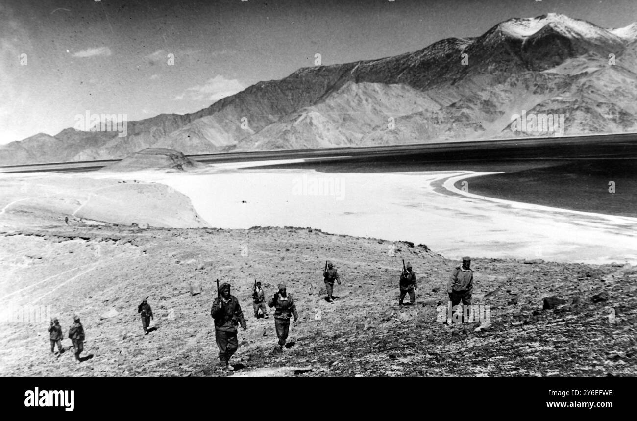 1962 war china hi-res stock photography and images - Alamy