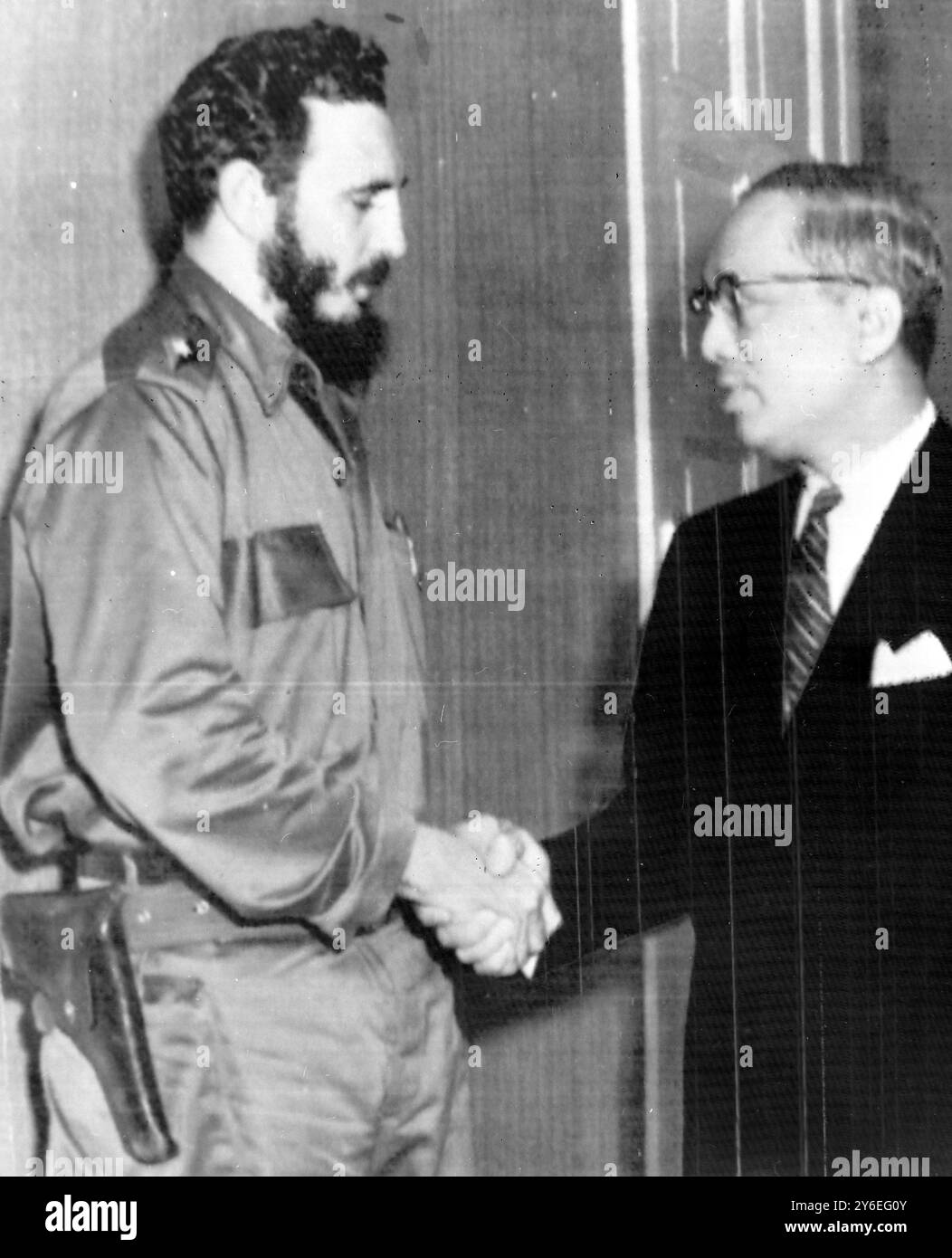 UN GENERAL SECRETARY U THANT WITH FIDEL CASTRO IN HAVANA / ; 1 NOVEMBER ...