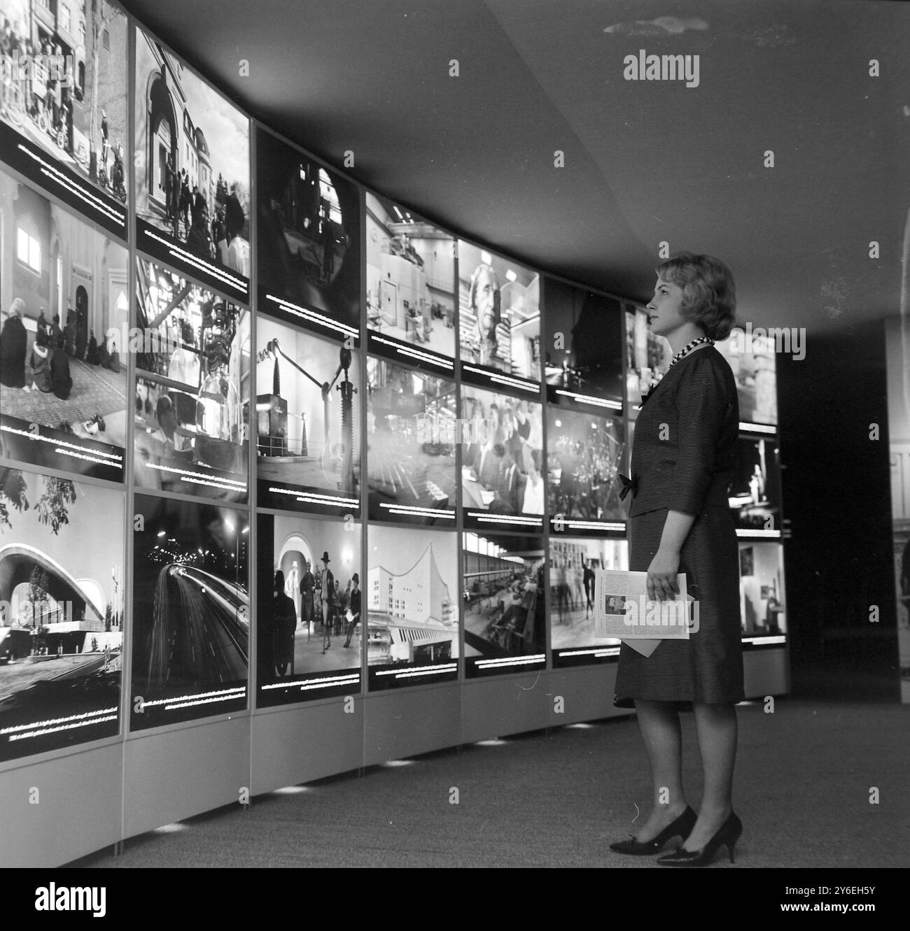 MOSAICS CULTURAL AND SCIENTIFIC ACTIVITIES IN BERLIN ; 31 OCTOBER 1962 ...