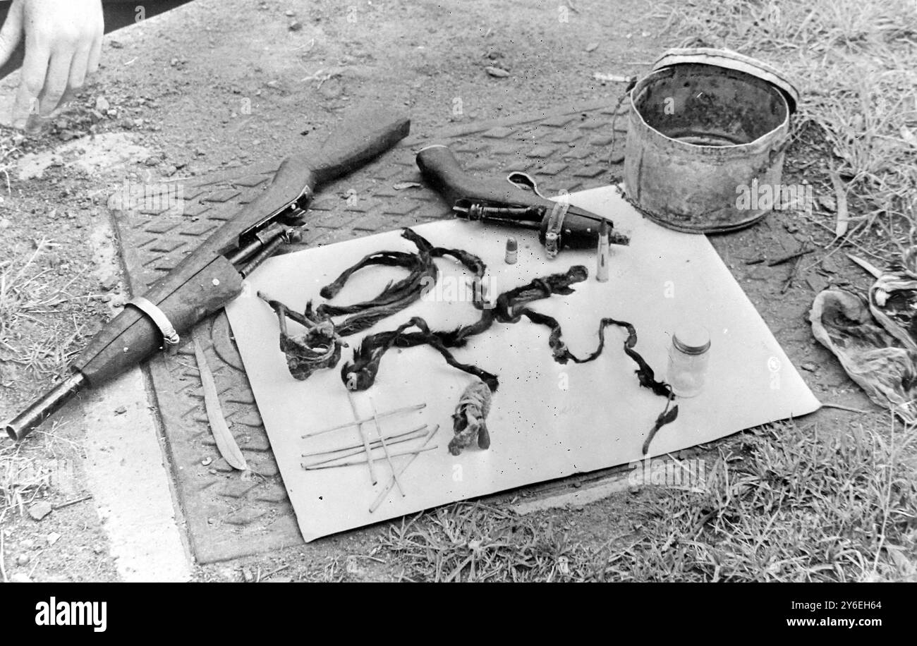 MAU MAU WEAPONS ON SHOW AT EXHIBITION IN KENYA ; 31 OCTOBER 1962 Stock ...