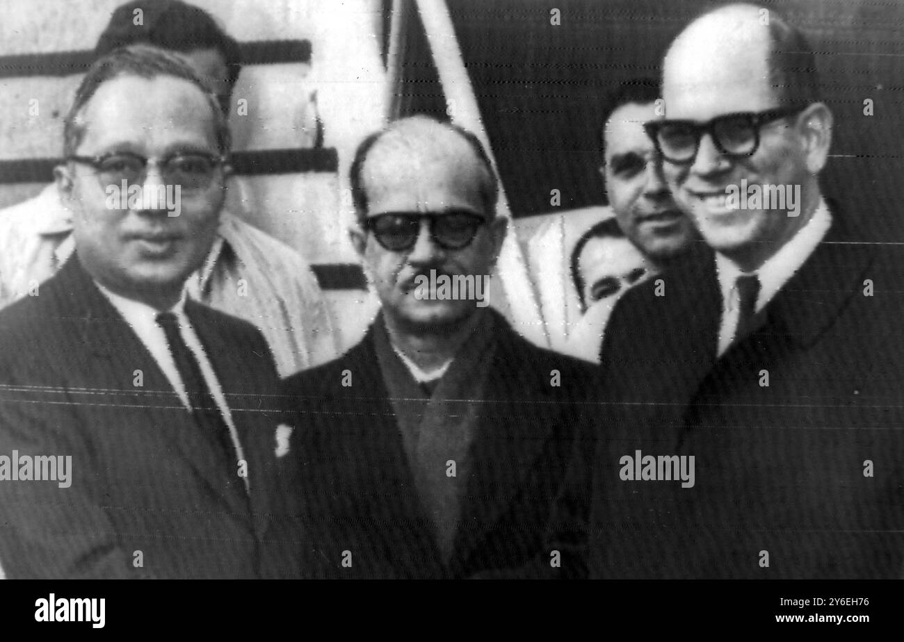 MARIO GARCIA-INCHAUS WITH U THANT IN NEW YORK / ; 30 OCTOBER 1962 Stock ...