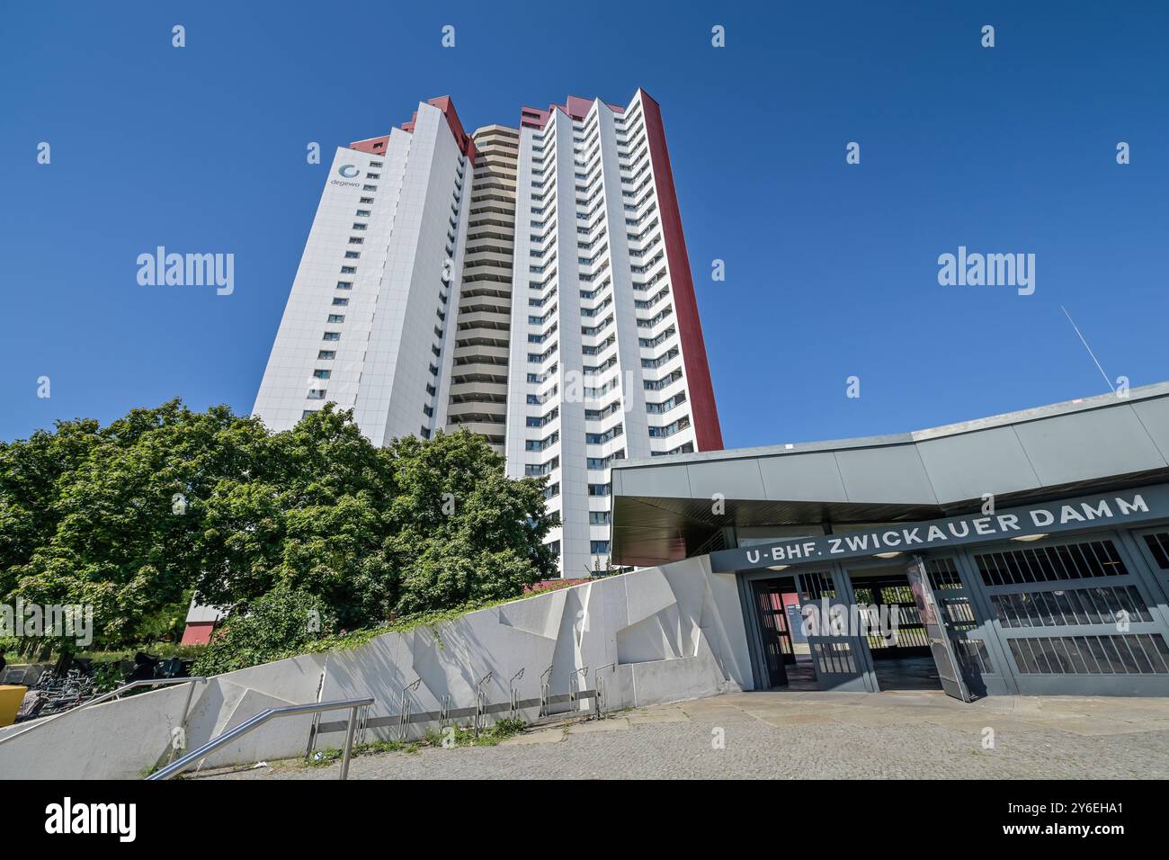 Wohnhochhaus, Zwickauer Damm 12, Gropiusstadt, Neukölln, Berlin ...
