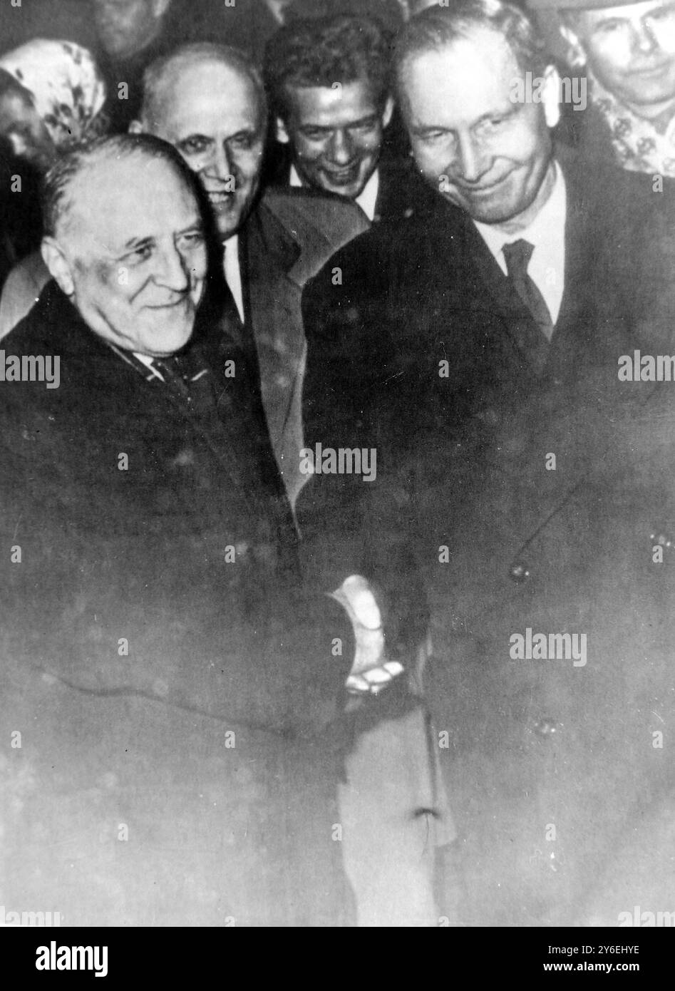 VASILY KUZNETSOV AND VALERIAN ZORIN ARRIVE IN NEW YORK ; 29 OCTOBER 1962 Stock Photo - Alamy