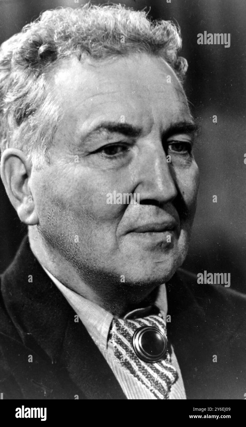 Robert graves hi-res stock photography and images - Alamy