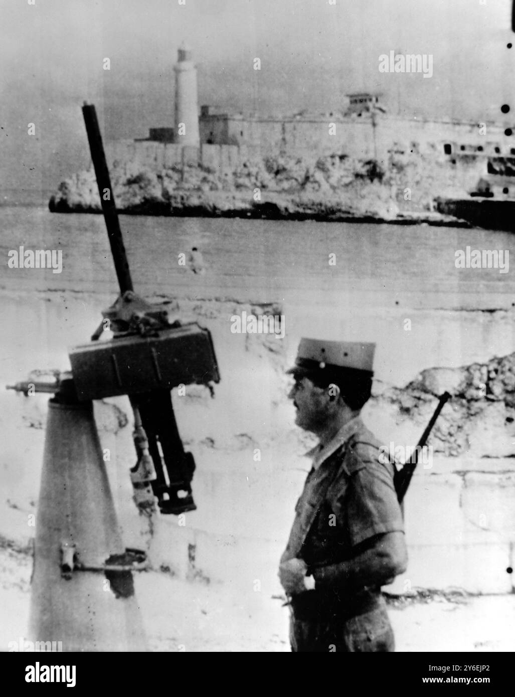CUBAN ARMY SENTRY STANDS GUARD IN HAVANA ; 24 OCTOBER 1962 Stock Photo ...