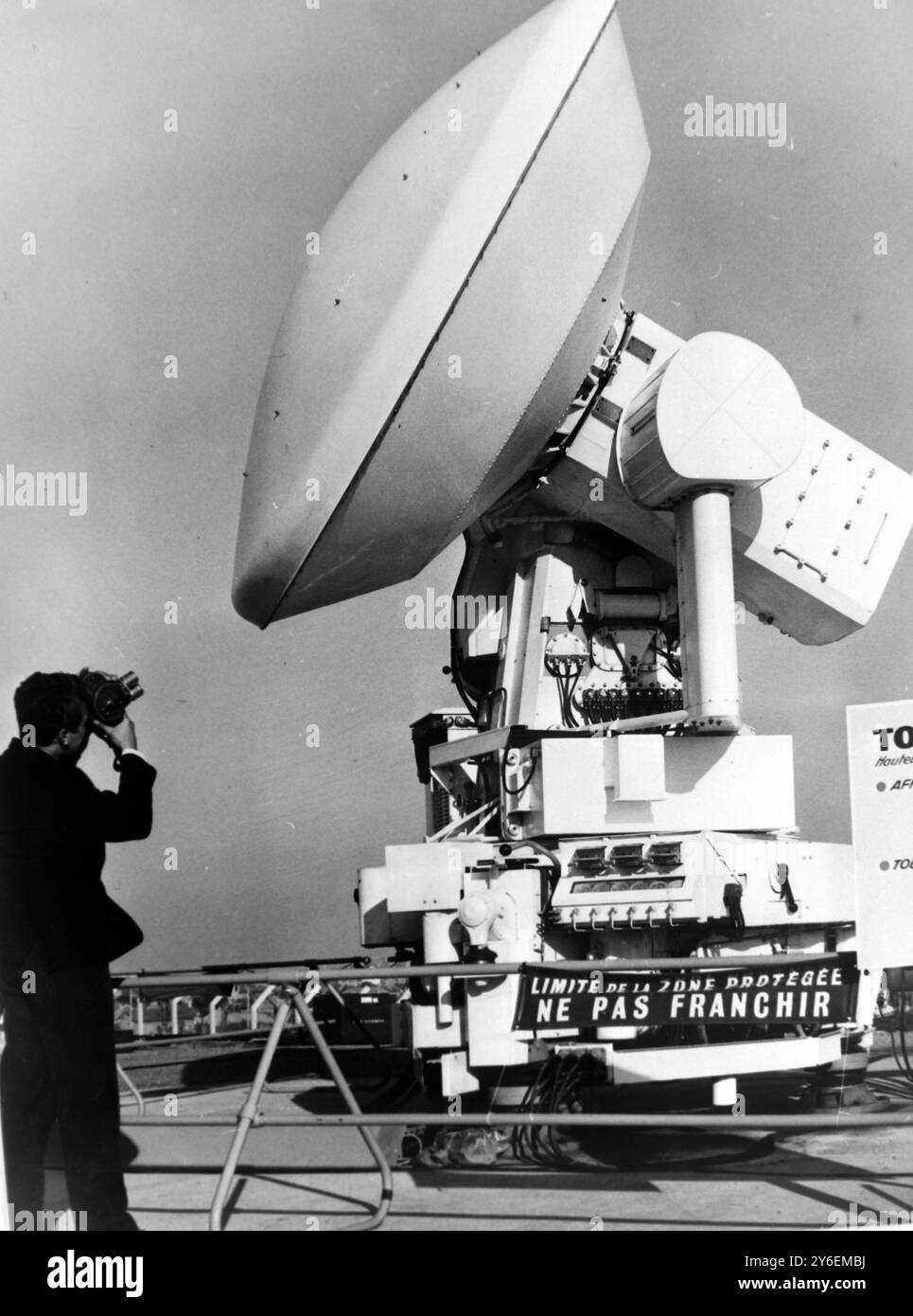 GUIDED MISSILE AND ROCKETS AQUITAINE MISSILE RADAR ; 19 OCTOBER 1962 ...