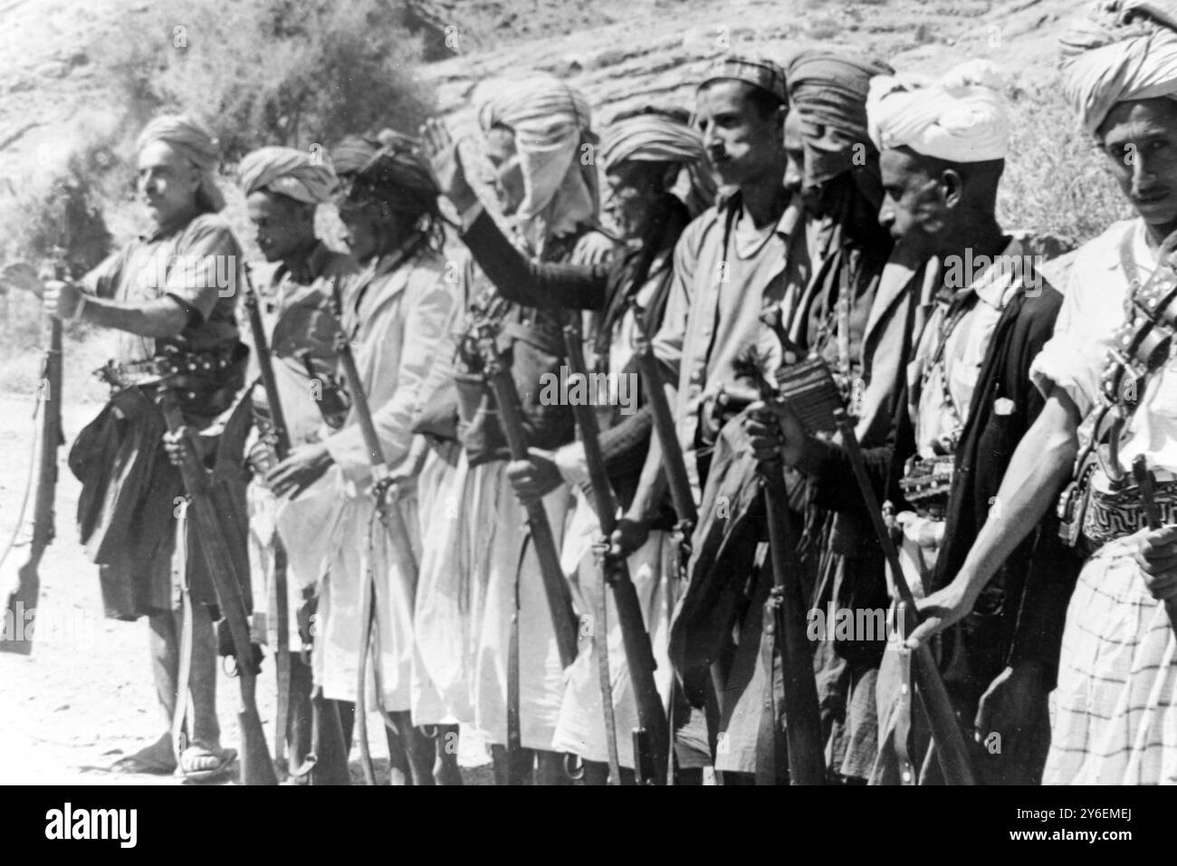 ARMY YEMENI ARMY LINE PREPARATION TO MARCH IN SANAA, YEMEN ; 17 OCTOBER ...