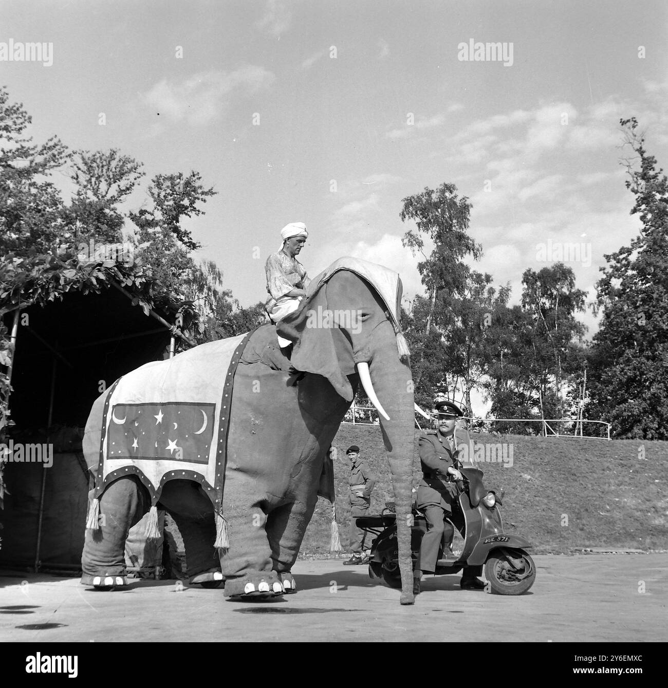 ELEPHANTS 8HP POWERED ELEPHANT GIVES SOLDIERS A RIDE ; 15 OCTOBER 1962 ...