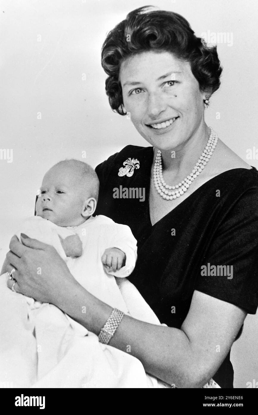 Mother astrid hi-res stock photography and images - Alamy