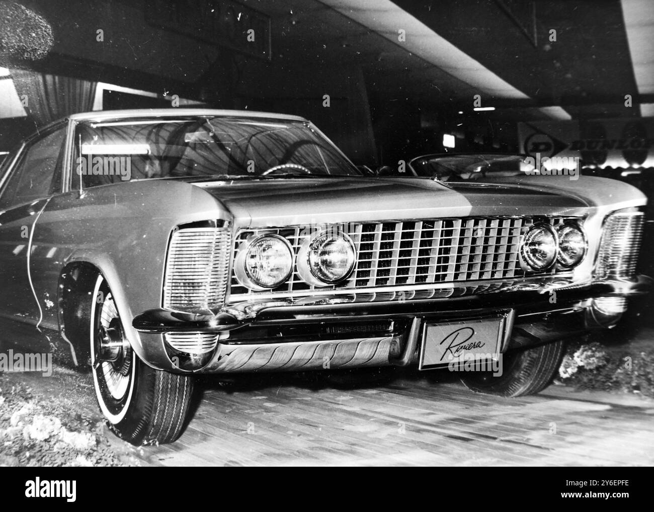 MOTOR CAR BUICK RIVIERA AT PARIS MOTOR SHOW ; 5 OCTOBER 1962 Stock ...