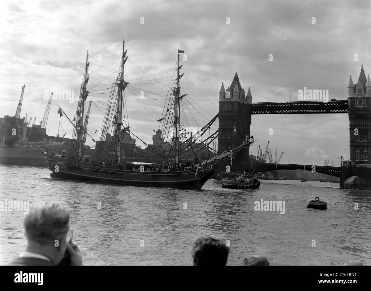 FILMS MUTINY ON THE BOUNTY - SHIP BUILT SPECIALLY FOR THE FILM IN ...