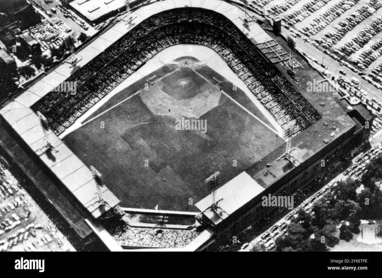 Aerial chicago stadium hi-res stock photography and images - Alamy