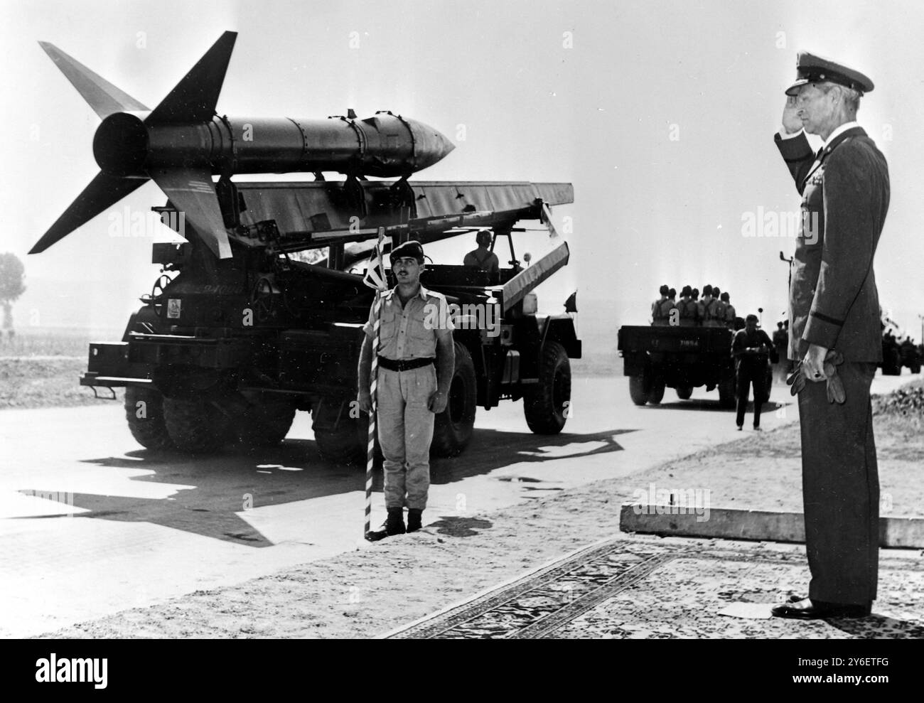 General lauris norstad hi-res stock photography and images - Alamy