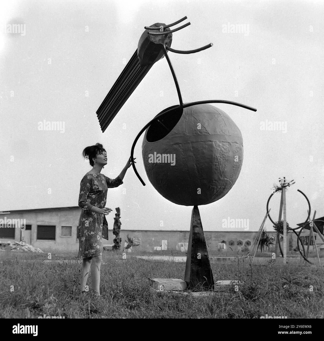 IRENE JANSEN IRON SCULPTURE EXHIBITION AT THE PARK IN LEGNANO, ITALY ...
